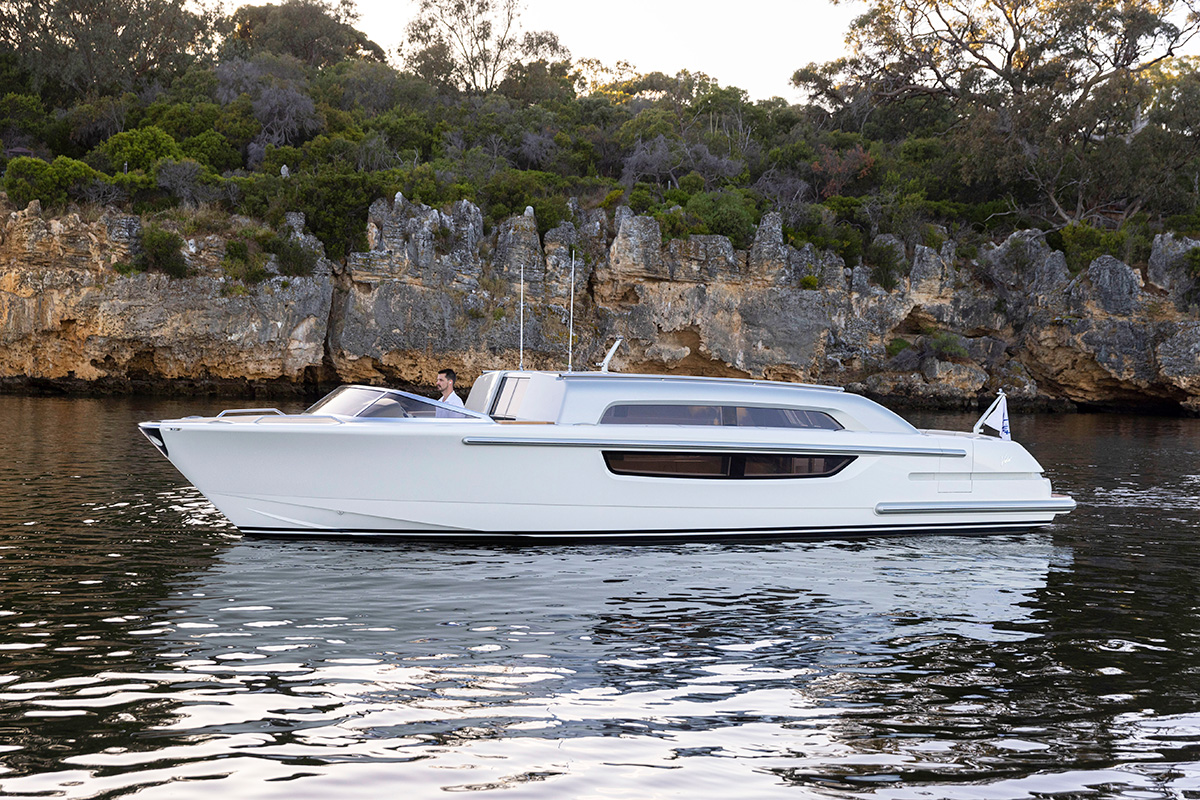 Limousine tenders | ONBOARD Magazine