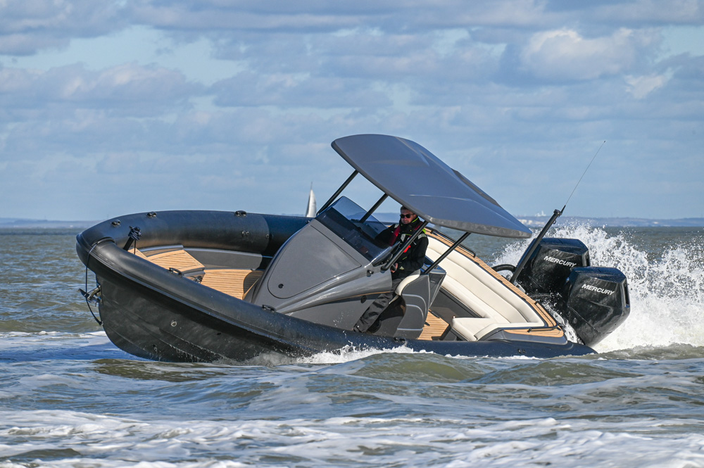 Centre Console Tenders | ONBOARD Magazine